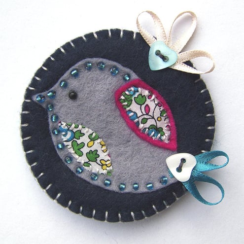 Little Bird Brooch - Folksy