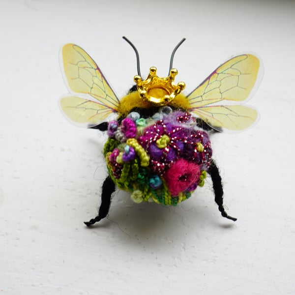 Embroidered Queen Bee - Folksy