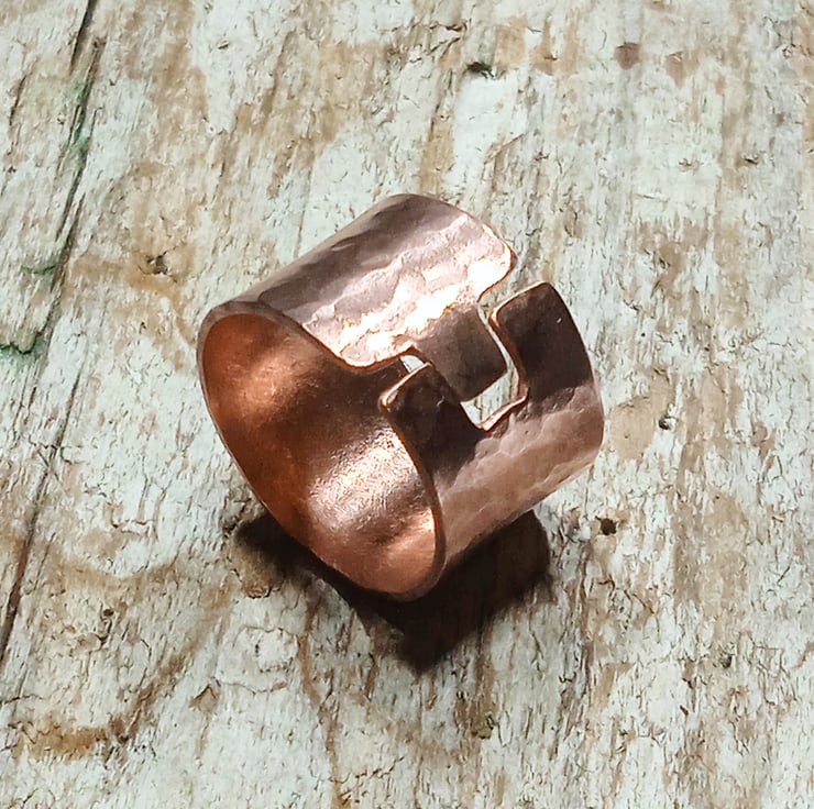 Hammered Wide Band Open Copper Ring UK Size O (... - Folksy