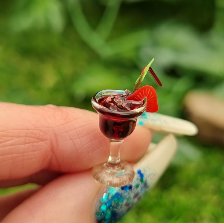 Miniature dollshouse cocktail 1:12 scale strawb... - Folksy