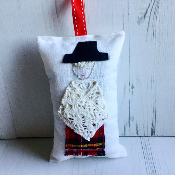 Lavender Bag with Welsh Lady design - Folksy
