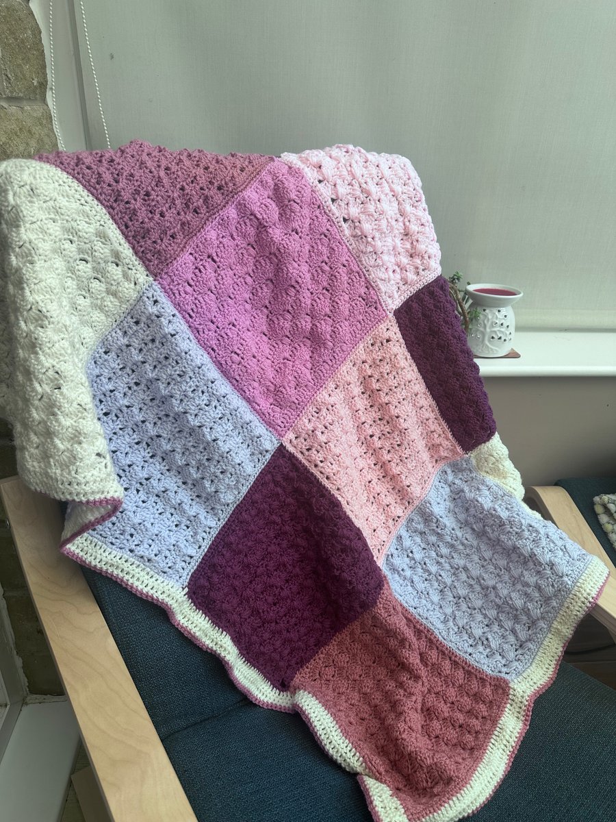 Crochet pink baby blanket - Folksy