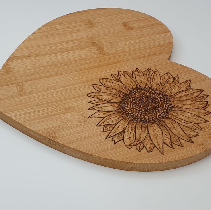 sunflower design chopping board - pyrography k... - Folksy
