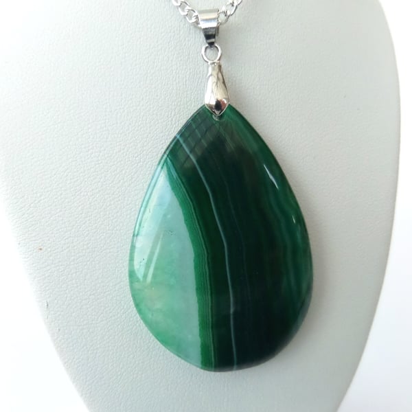 Green agate pendant necklace - Folksy