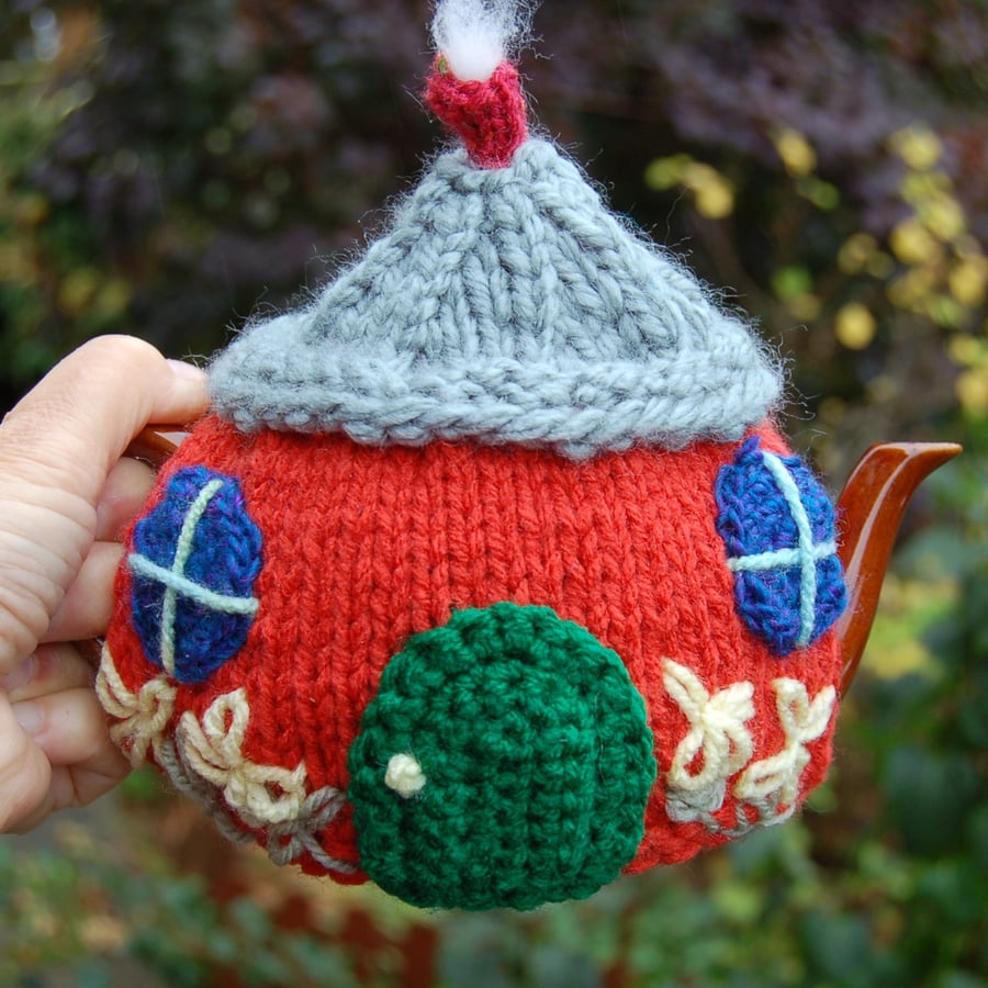 Country cottage tea cosy - hand embroidered, to... - Folksy