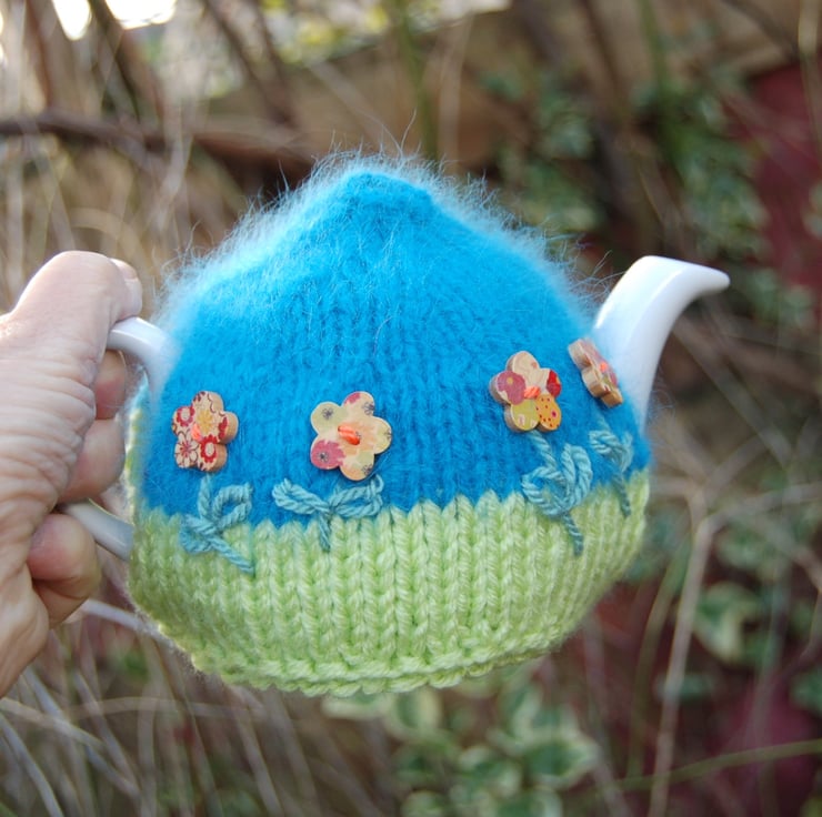 Tea cosy - to fit a small teapot, knitted tea ... - Folksy