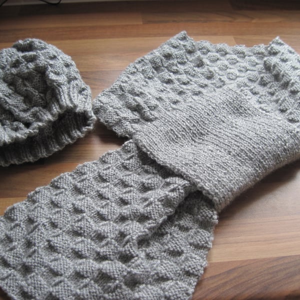 Hand knitted Hat & Scarf Set - Folksy