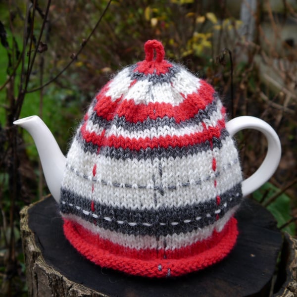 Tea Cosy Red Tartan - Folksy
