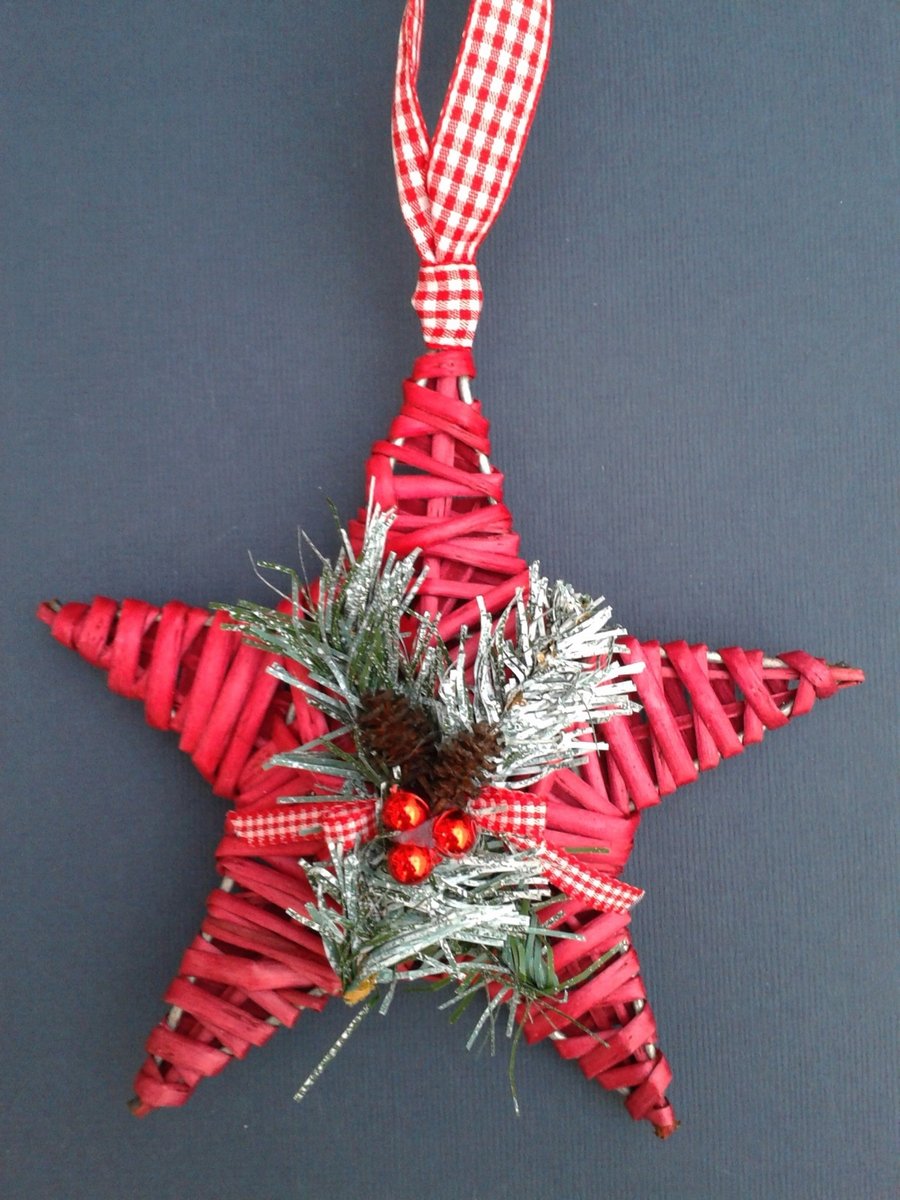 Christmas Hanging Wicker Star (red-gingham) - Folksy