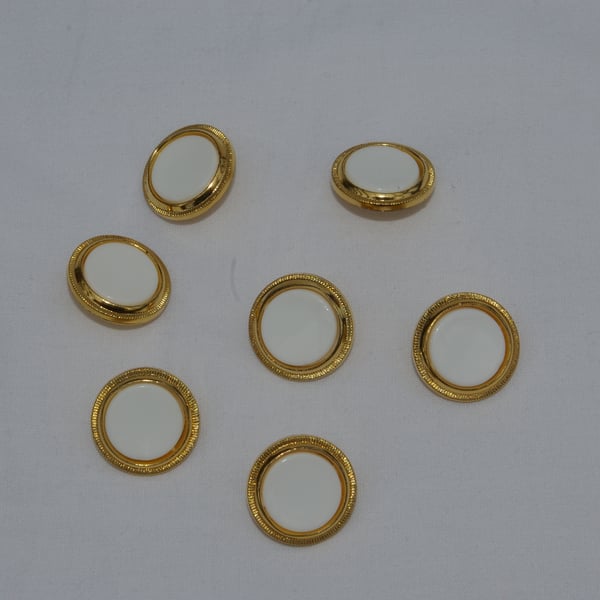 Buttons White with Gold colour Vintage Buttons - Folksy