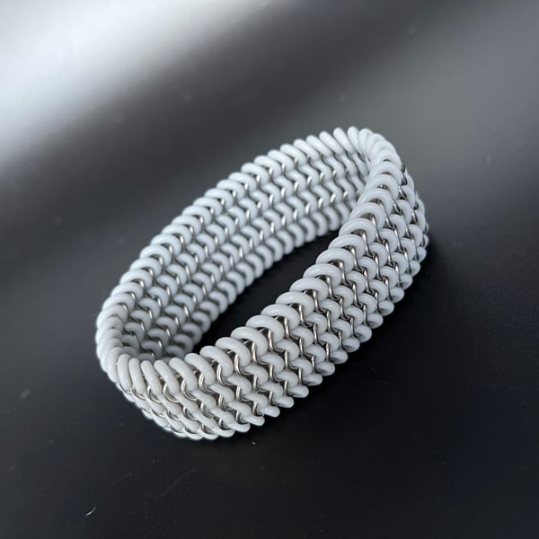 Stretchy chainmaille bracelet - Folksy