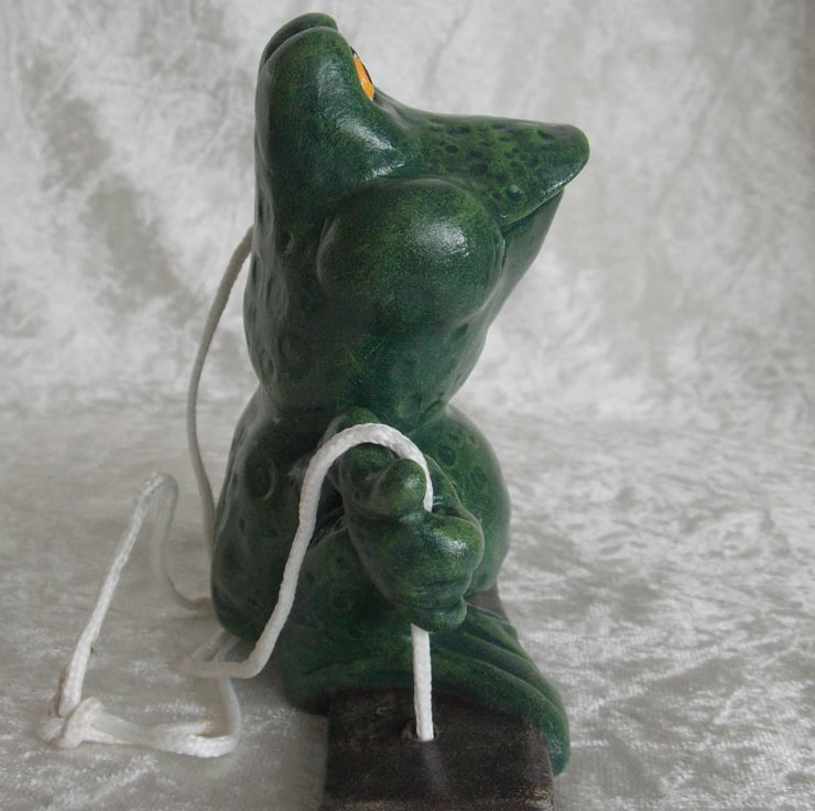 Ceramic Hand Painted Novelty Green Frog Toad On... - Folksy