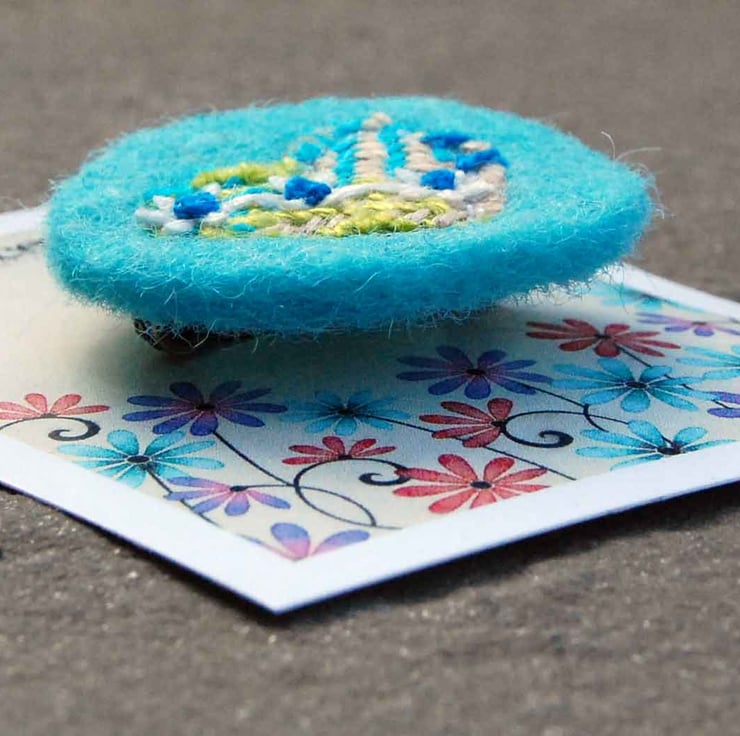 Scottish Felt and Fabric Brooch - Folksy