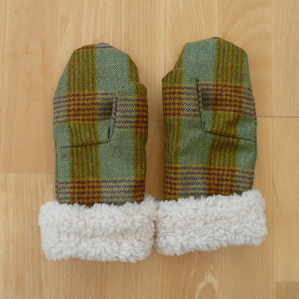 ladies mittens green gold wool tweed faux sheep... - Folksy