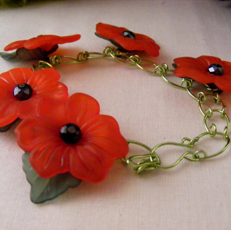 Poppy Bracelet. - Folksy