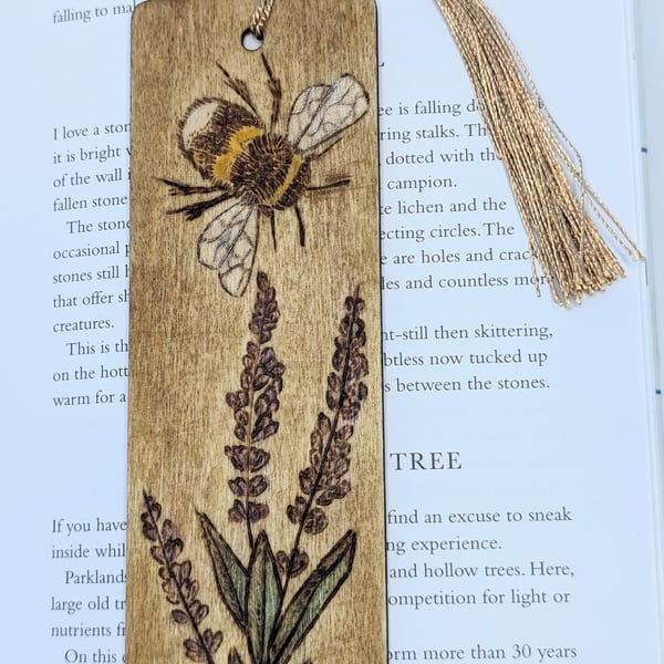 Bookmark - bee and lavender pyrography wooden ... - Folksy