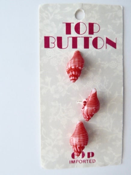 Shell buttons, vintage buttons, - Folksy