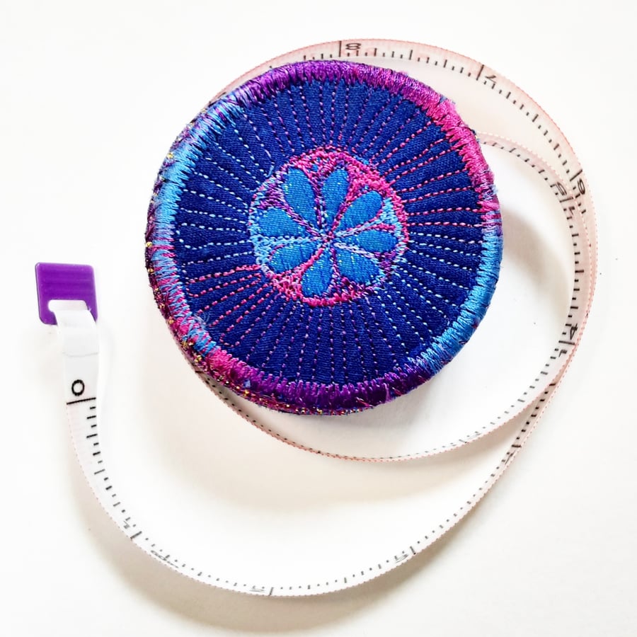 Free machine embroidery retractable tape measure - Folksy