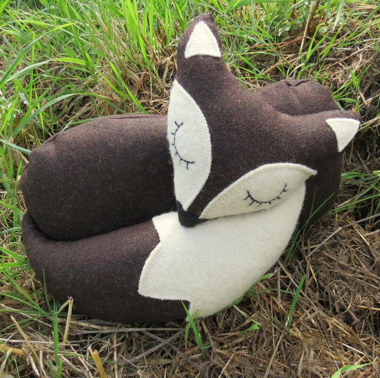 Fox doorstop. Made from a tactile tweed wool. ... - Folksy