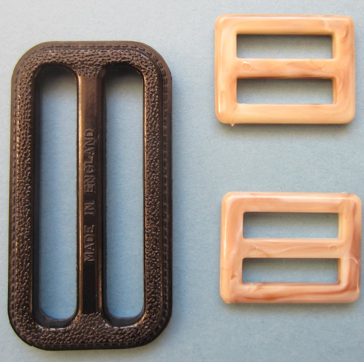 7 Vintage Buckles - Folksy