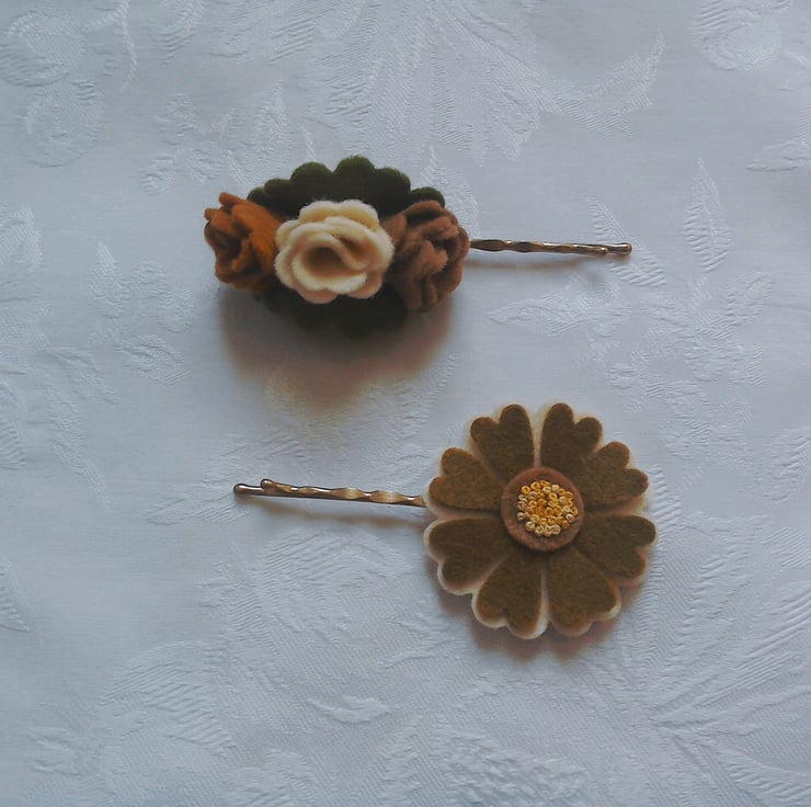 Felt flower, hair accessories, autumn colours, ... - Folksy