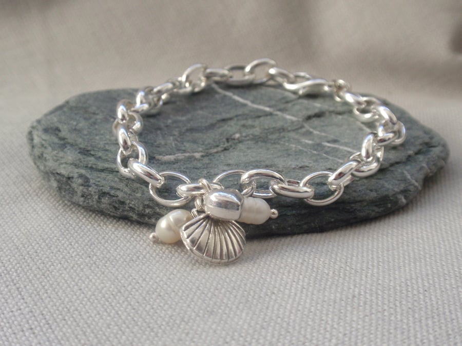 Silver charm Bracelet with sea shell and pearls - Folksy