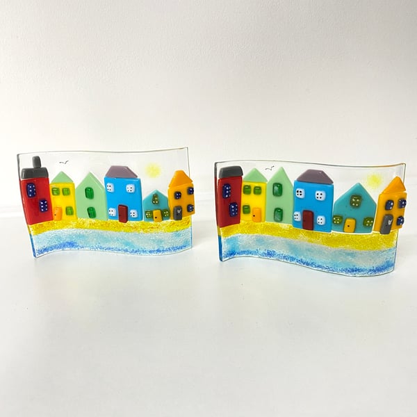 Small fused glass wave- coastalhouses - Folksy