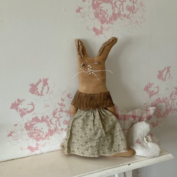 Primitive Rabbit - Folksy