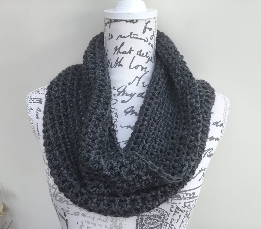 Chainmail! Crocheted Chunky Infinity Scarf in ... - Folksy