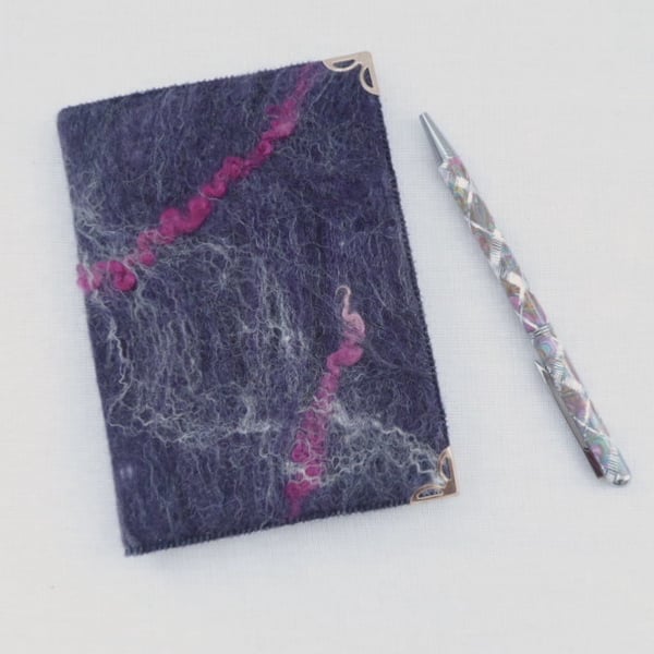 A6 notebook with handmade felt cover (purple) - Folksy
