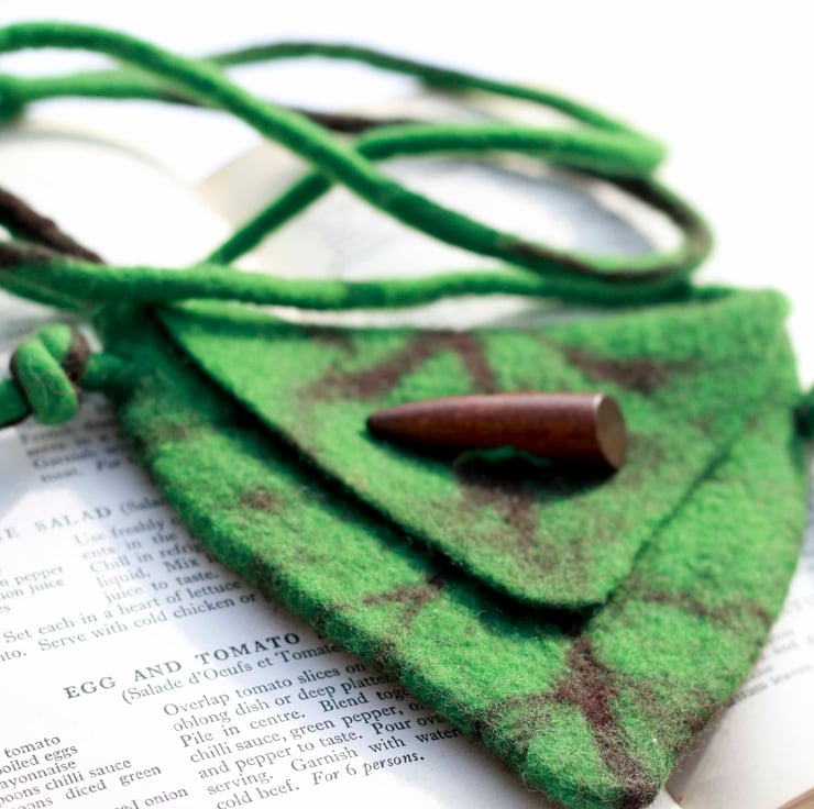 Handmade Felt Green Leaf Pouch Bag Tree Elf Fai... - Folksy
