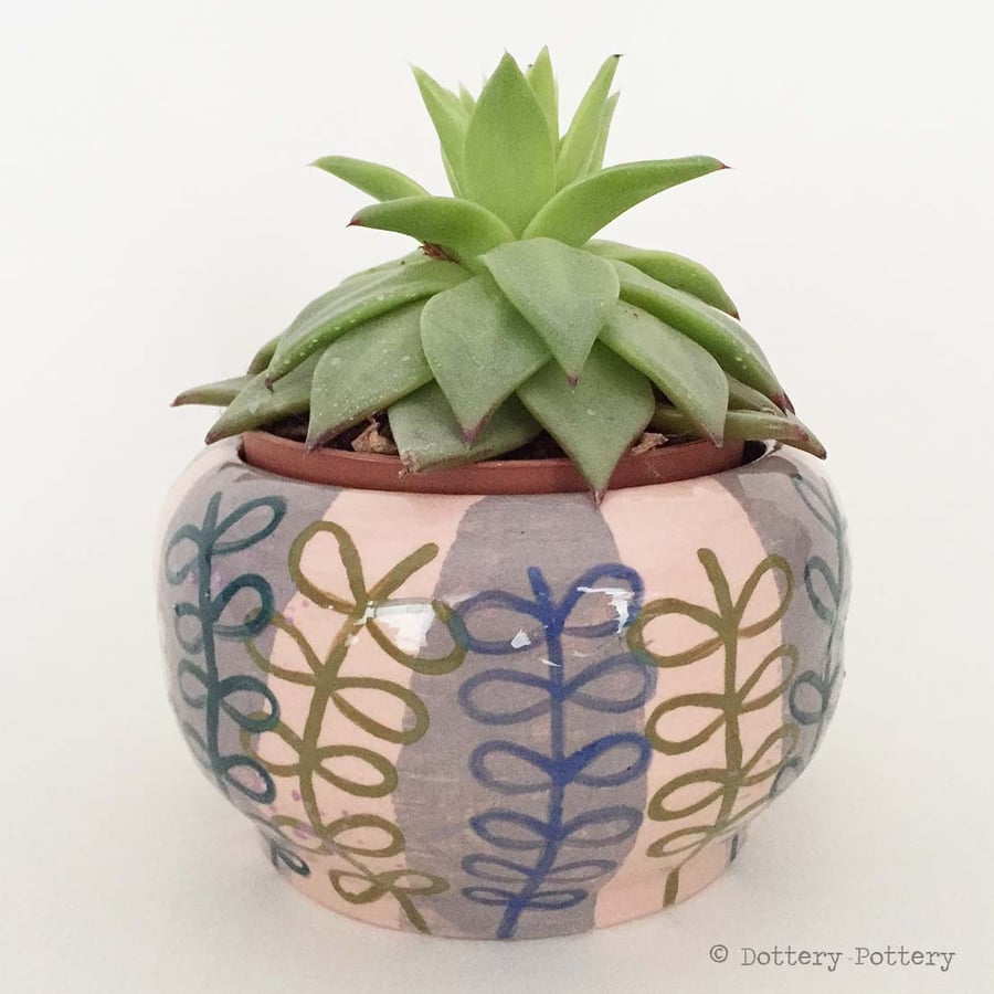 30% OFF Handthrown ceramic pot bold leaf design... - Folksy