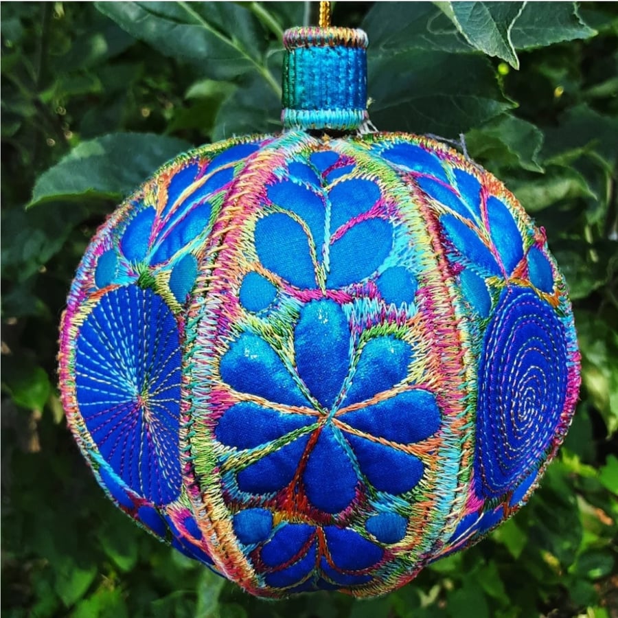 Christmas Bauble Decoration - Folksy