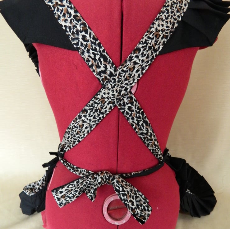 Vintage Victorian Style Full Apron Pinny - Leop... - Folksy