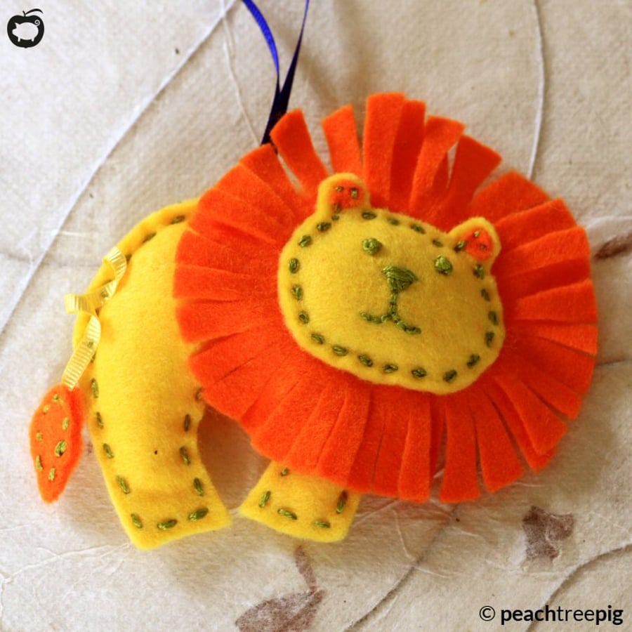 Friendly Lion - Folksy