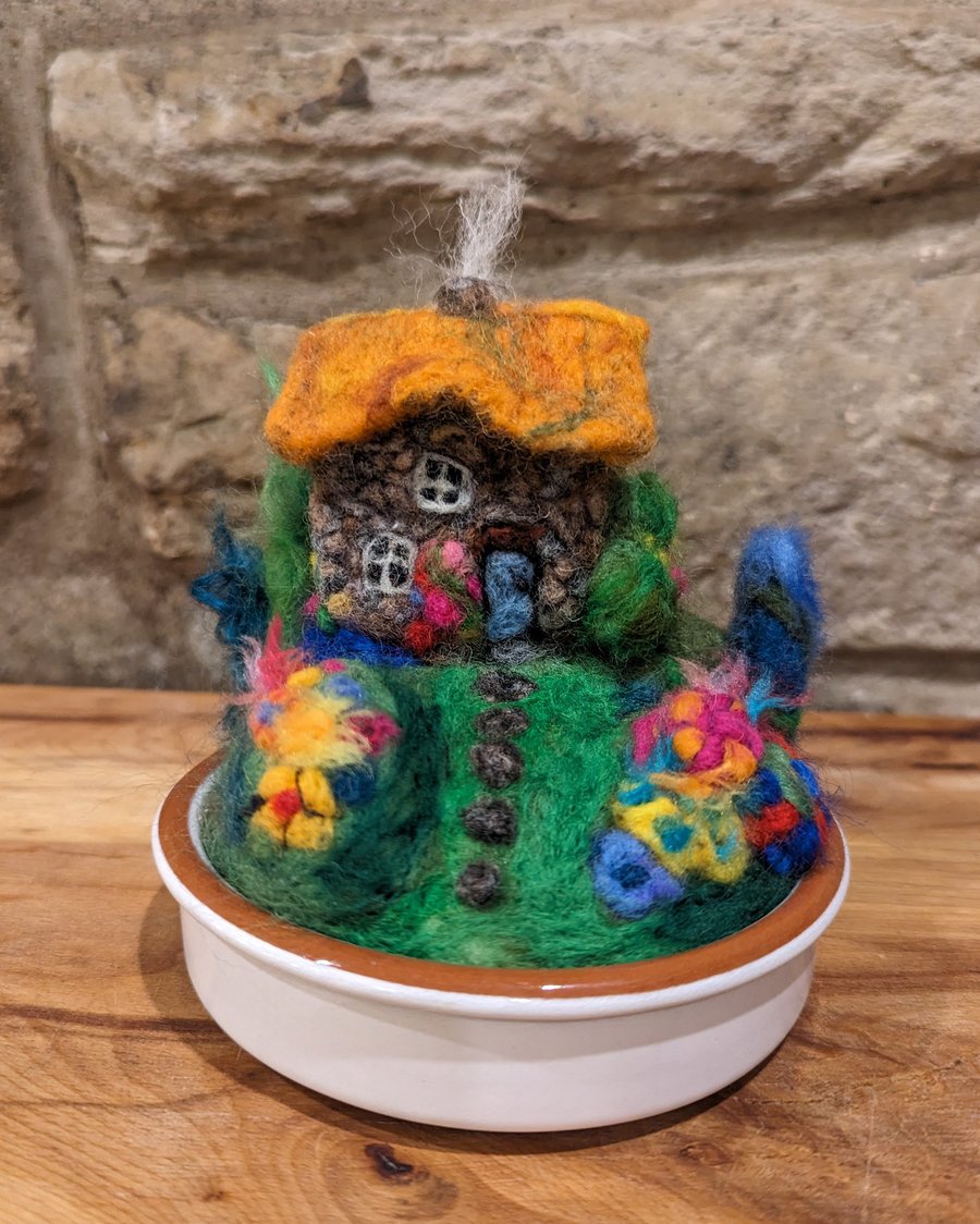 Handmade Needle Felted Fairy Cottage - 3D Wool ... - Folksy