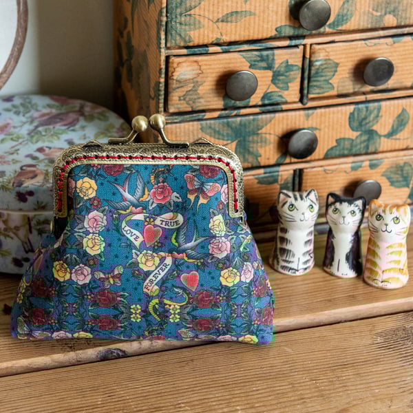 Coin purse made with beautiful vintage classic ... - Folksy