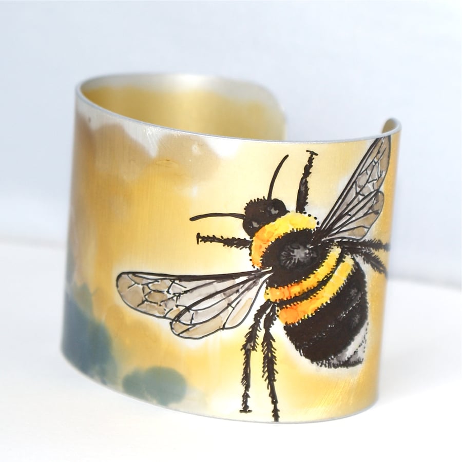 Hand painted bumble bee cuff - Folksy
