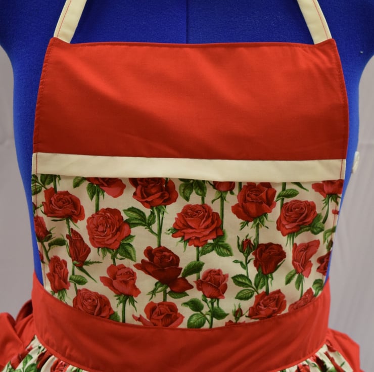 50s Style Full Apron - Nutex - Red Roses (Stems... - Folksy