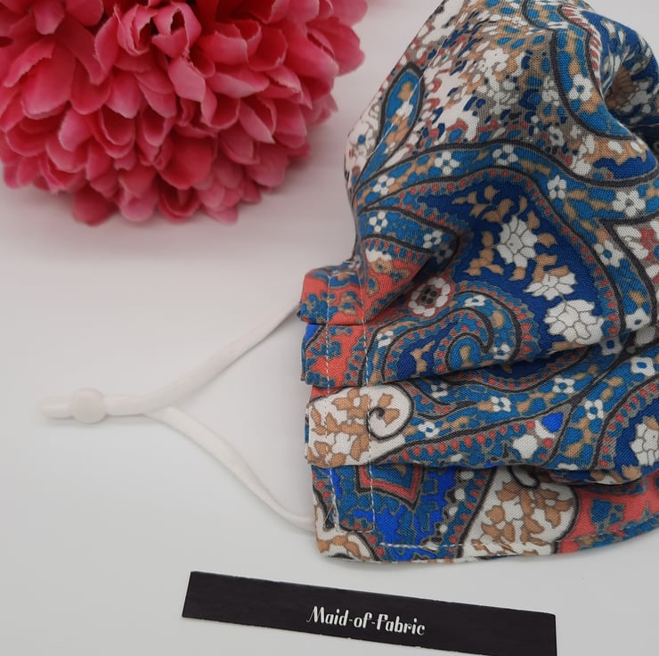 Medium face mask, green pattern, 3 layer, nos... - Folksy