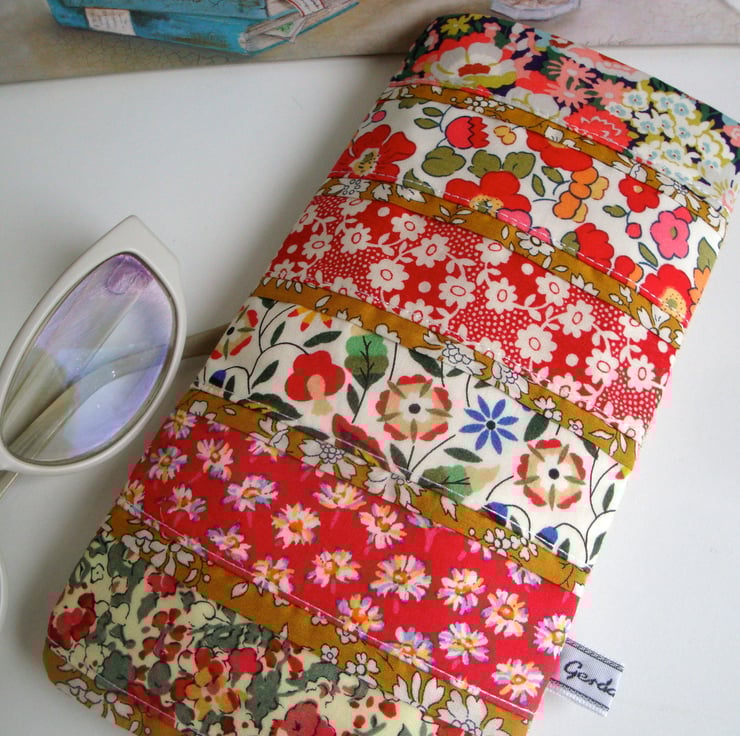 Glasses case - Liberty fabric - linen - Patchwork - Folksy