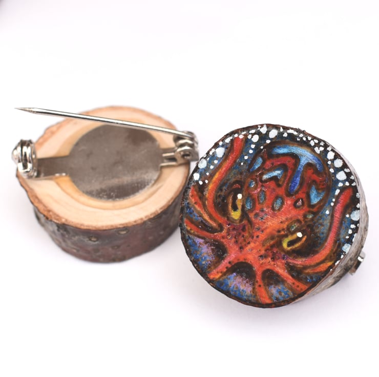 Curious Octopus, wooden tree slice pyrography b... - Folksy