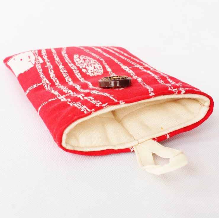 Red Vintage kindle case - Folksy