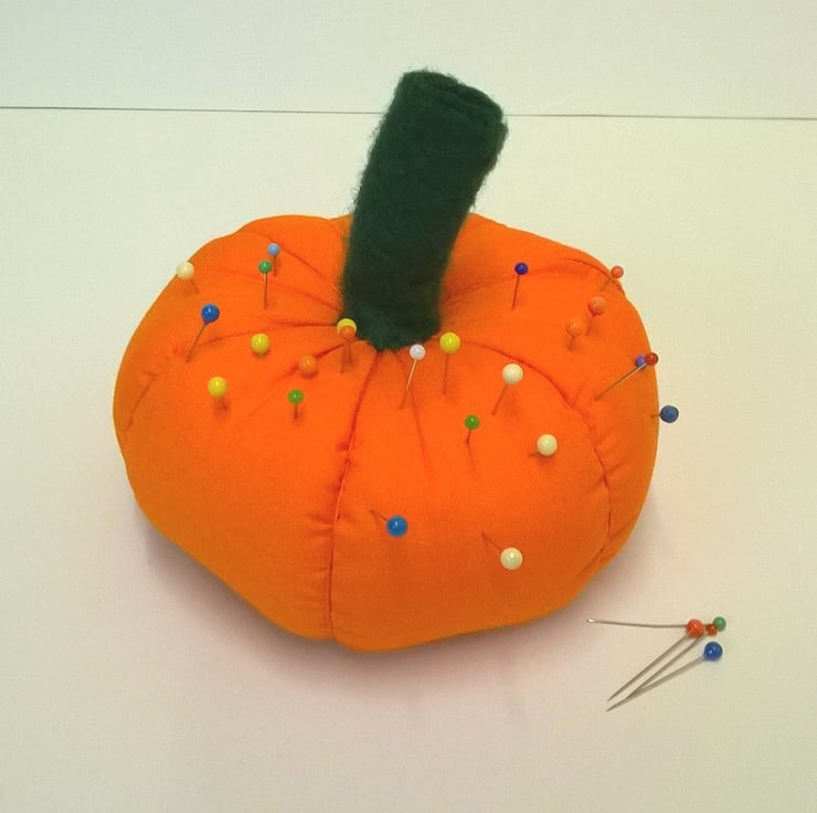 Halloween pumpkin pin cushion - Folksy