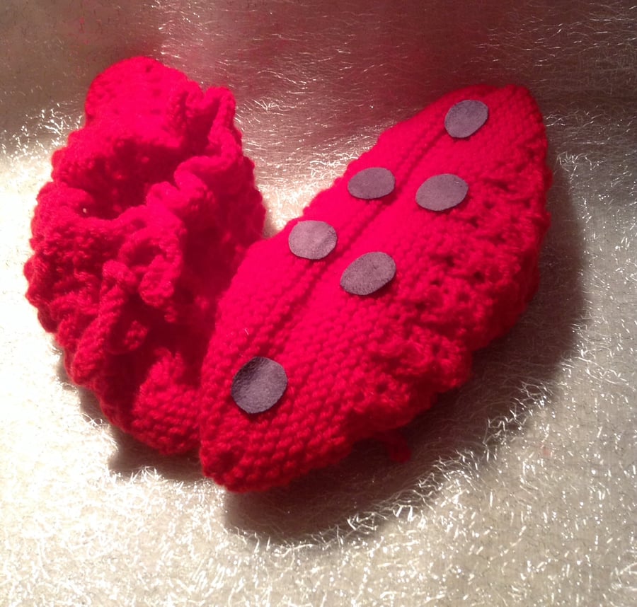 Small knitted red slipper socks - Folksy