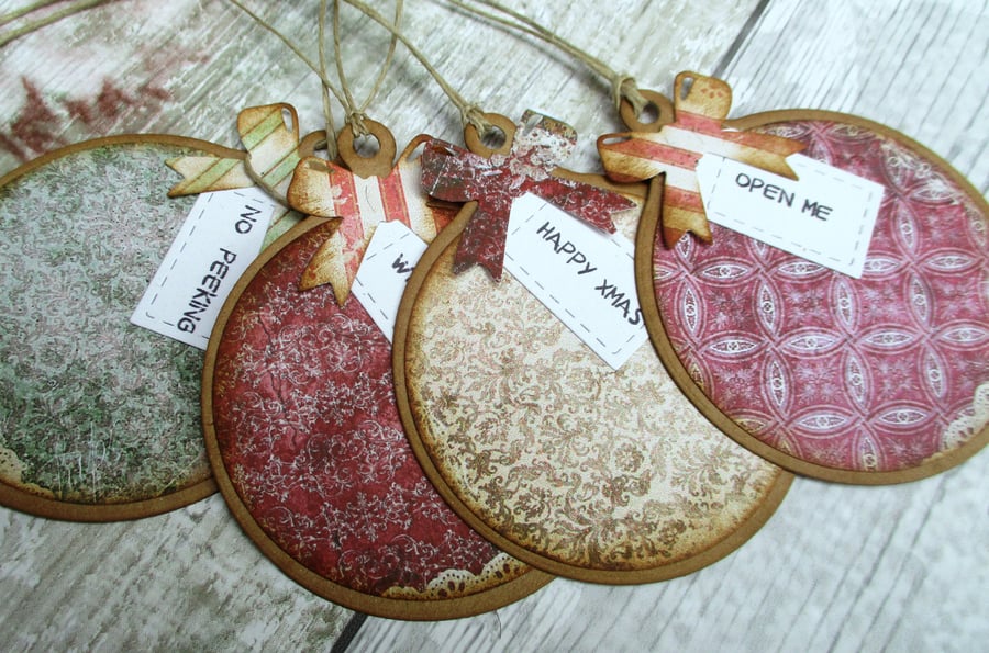 Christmas Gift Tags Vintage Style Bauble set of 4 - Folksy