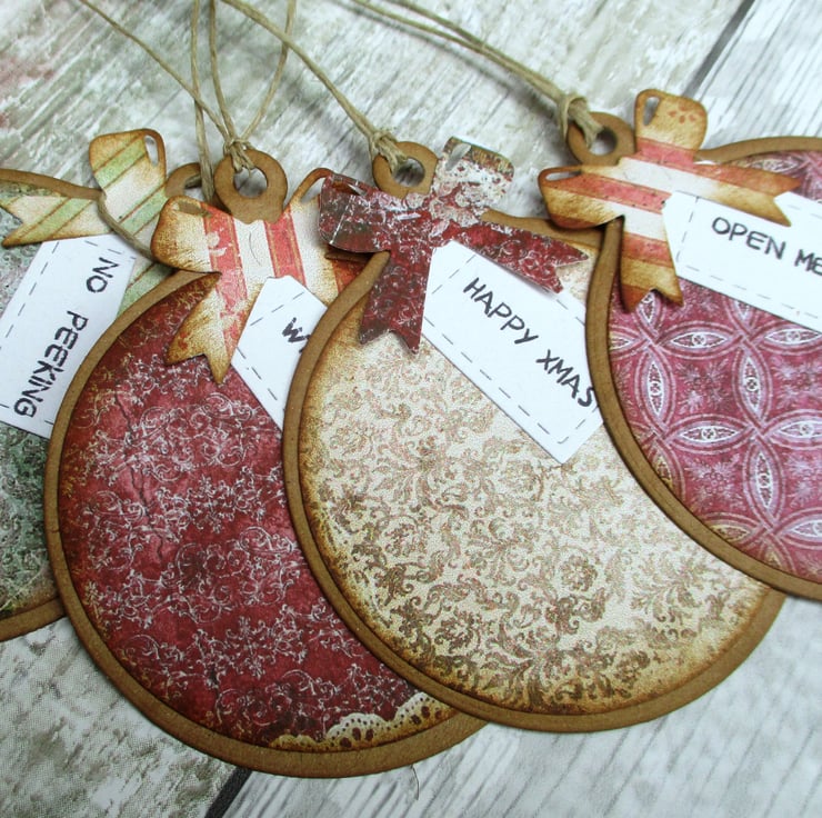 Christmas Gift Tags Vintage Style Bauble set of 4 - Folksy