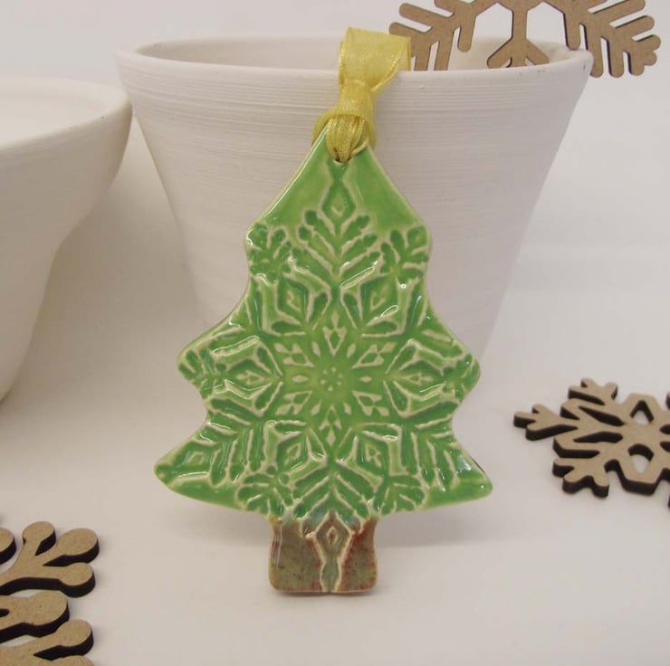 Christmas tree ceramic Christmas decoration - Folksy