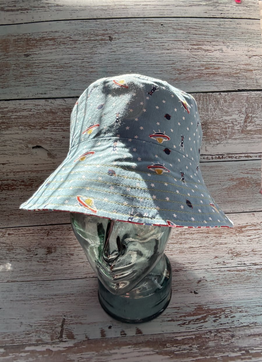 Reversible Bucket Hat - Medium - Folksy