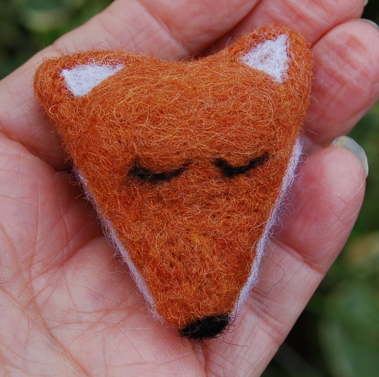 Fox, Needle felt fox brooch - ladies jewellery... - Folksy